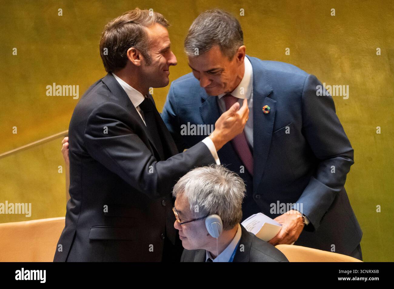 France's President Emmanuel Macron and Spain's Prime Minister Pedro ...
