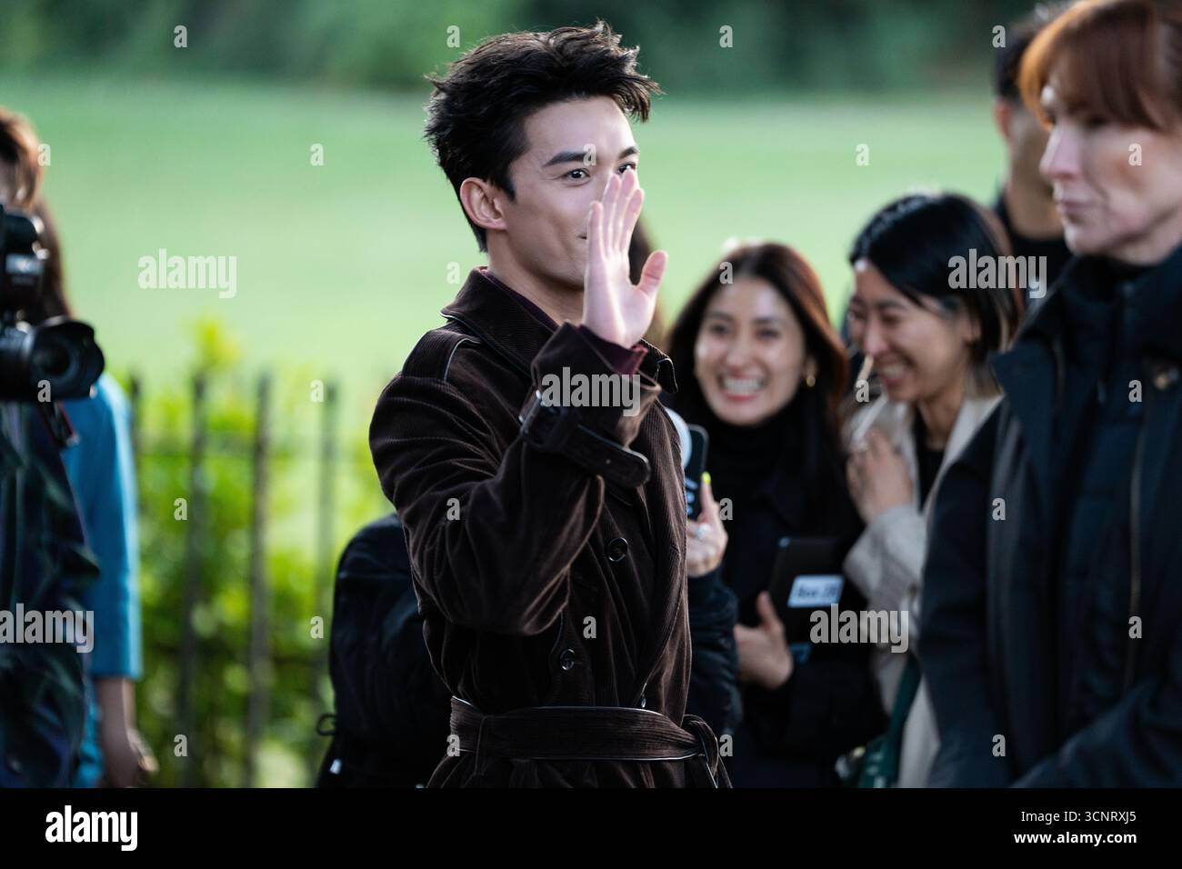 Leo Wu attends the Burberry show during London Fashion Week September ...
