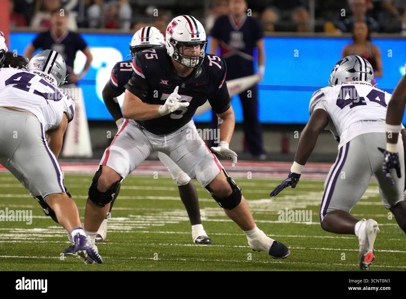 Arizona offensive lineman Ty Buchanan (75) in the second half of an ...
