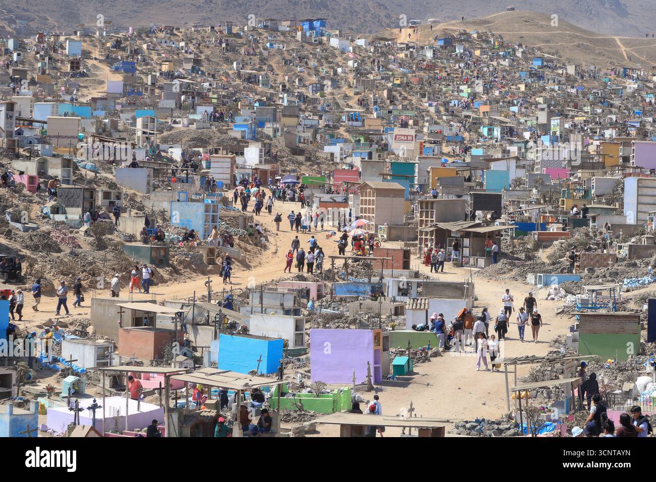 Overview of the hills of the Nueva Esperanza Cemetery in Lima, Peru ...
