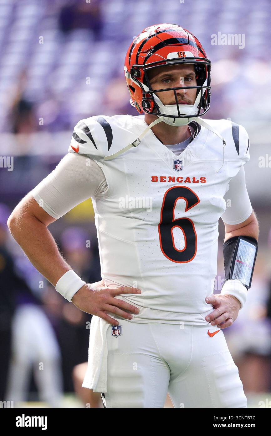 Cincinnati Bengals quarterback Jake Browning looks on before an NFL ...