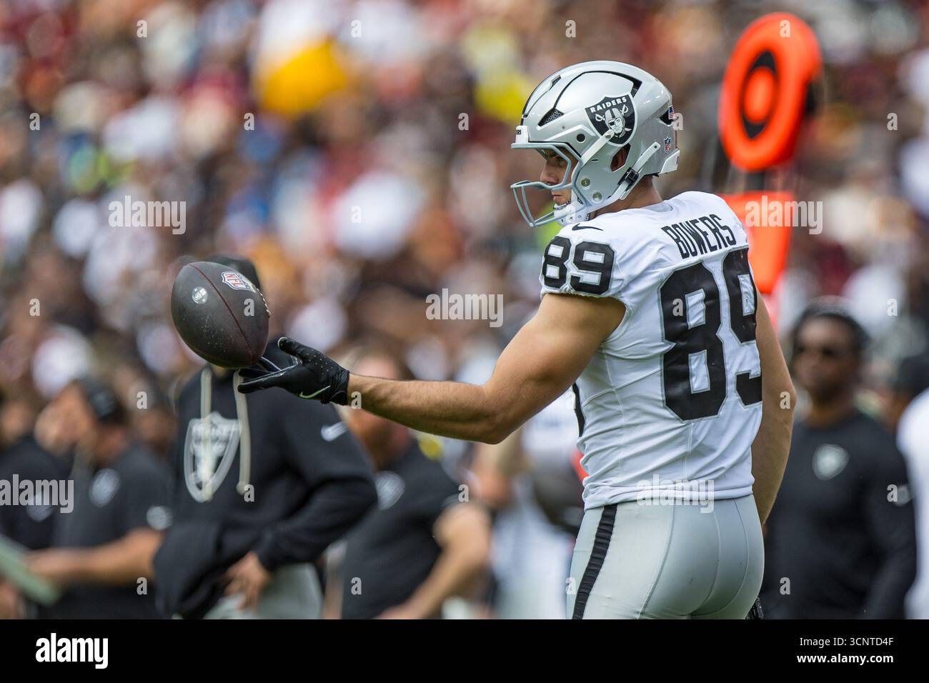 Brock bowers raiders 2025 hi-res stock photography and images - Alamy