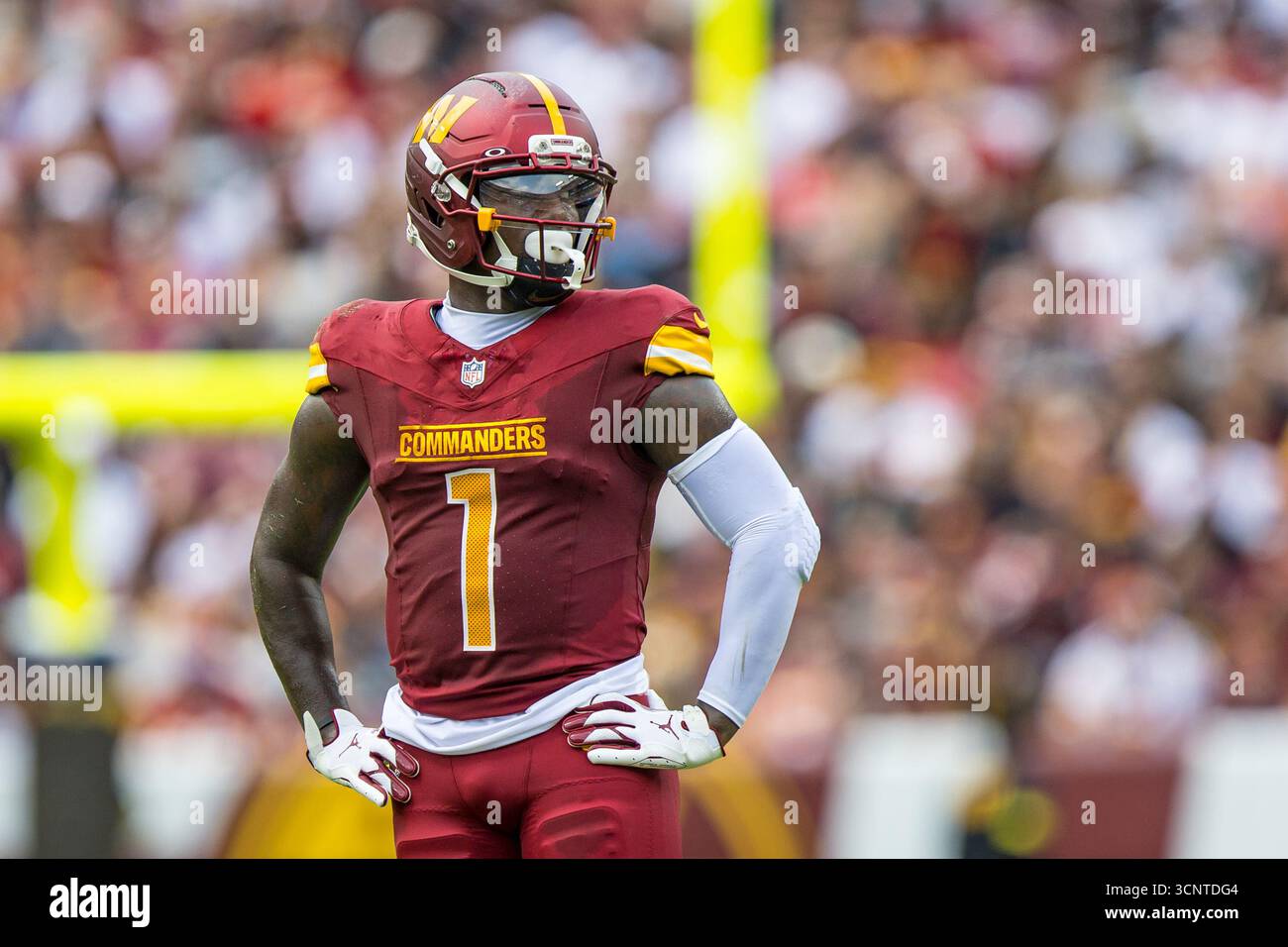 Deebo samuel commanders hi-res stock photography and images - Alamy