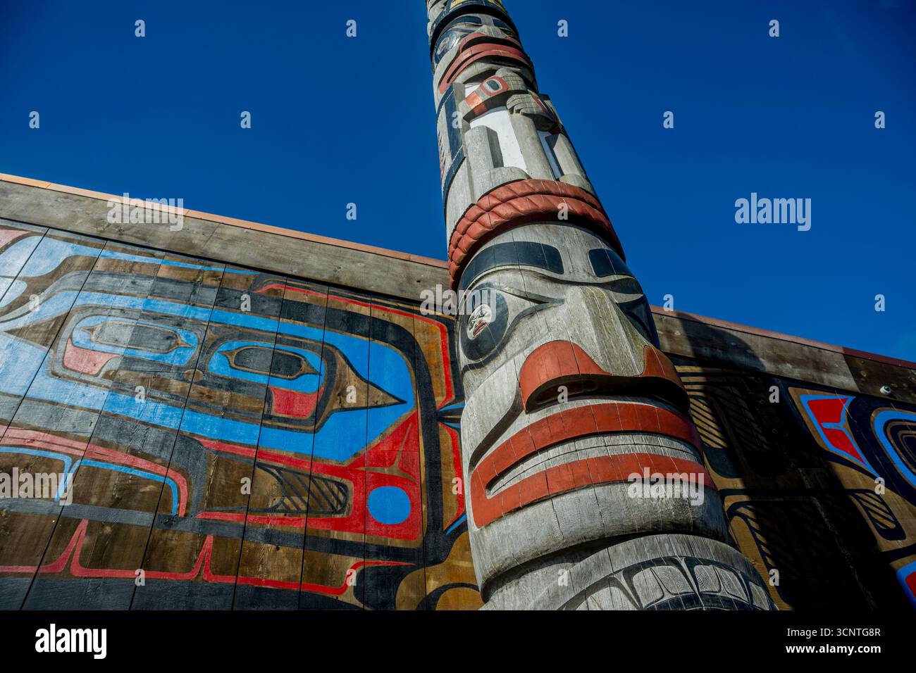 The Heiltsuk First Nation Big House in Bella Bella, Great Bear ...
