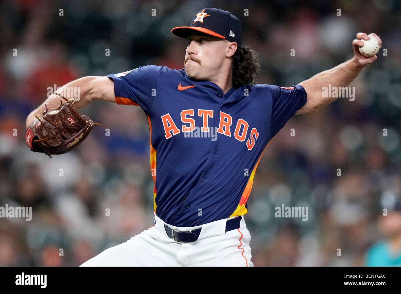 Houston Astros relief pitcher Bryan King throws against the Seattle ...