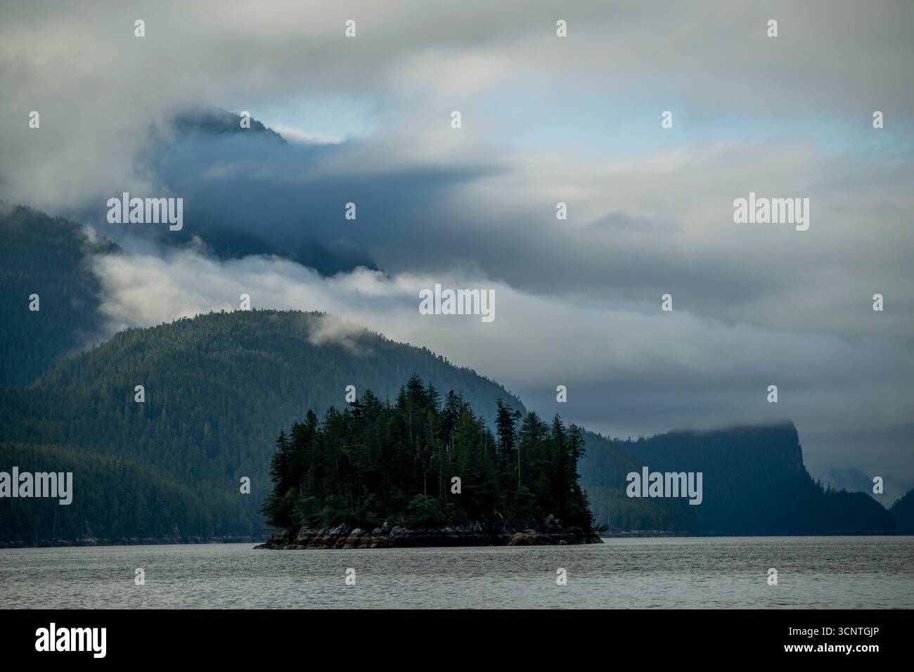 Clouds slowly breaking up hi-res stock photography and images - Alamy