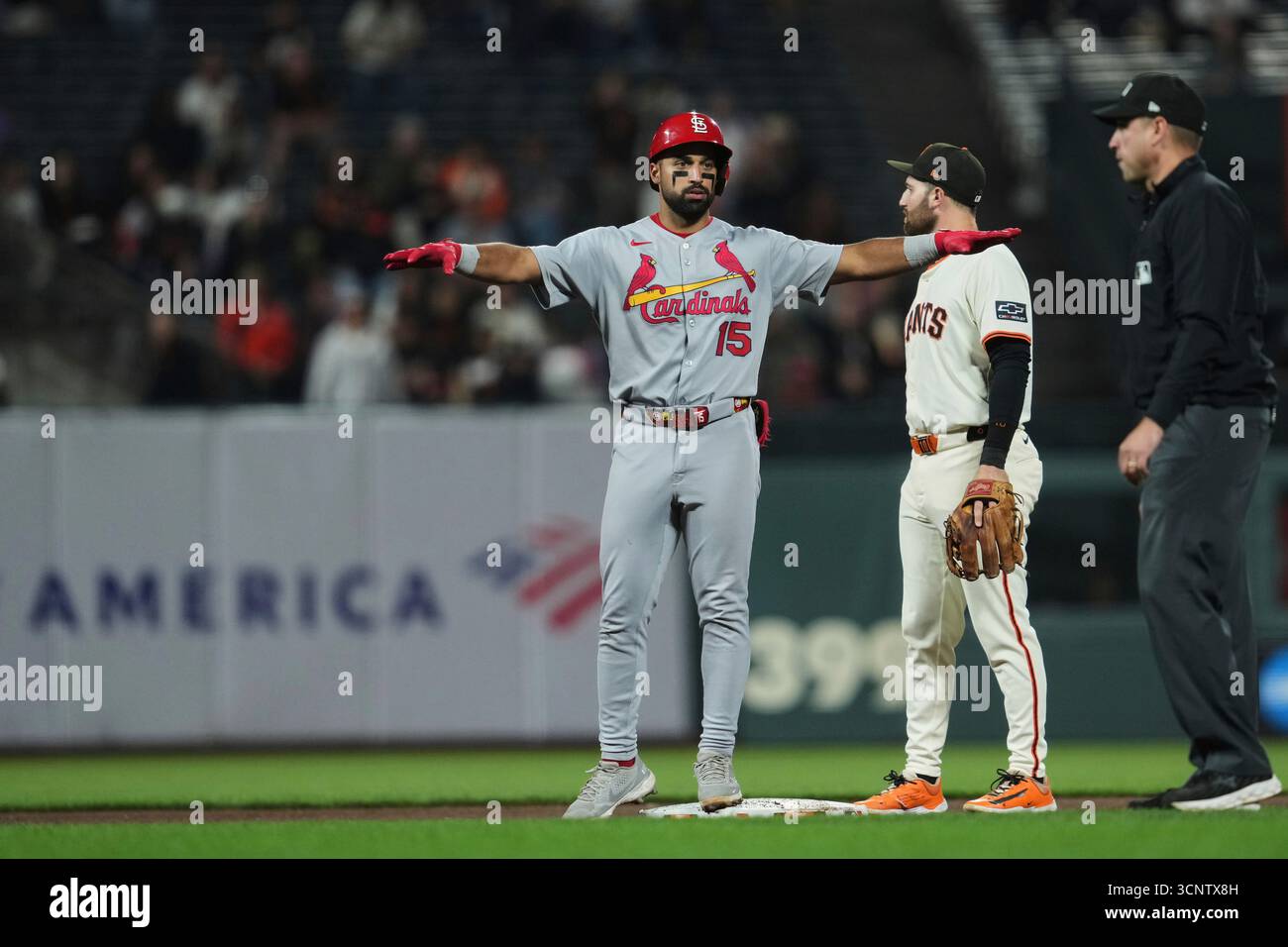 St. Louis Cardinals' José Fermín (15) reacts after hitting an RBI ...