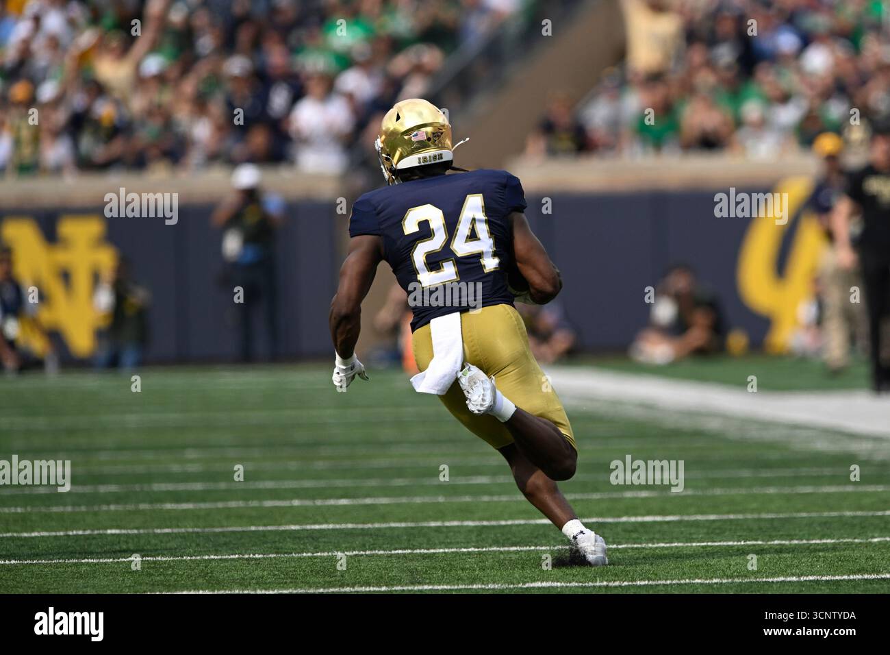 Notre Dame running back Jadarian Price rushes during an NCAA football ...