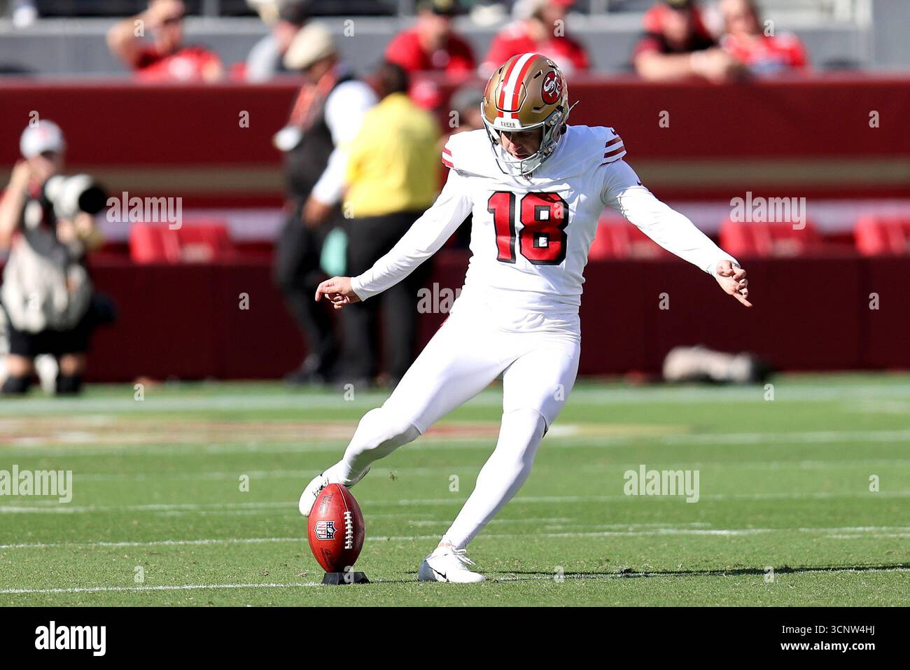San Francisco 49ers place kicker Eddy Piñeiro (18) kicks during an NFL ...
