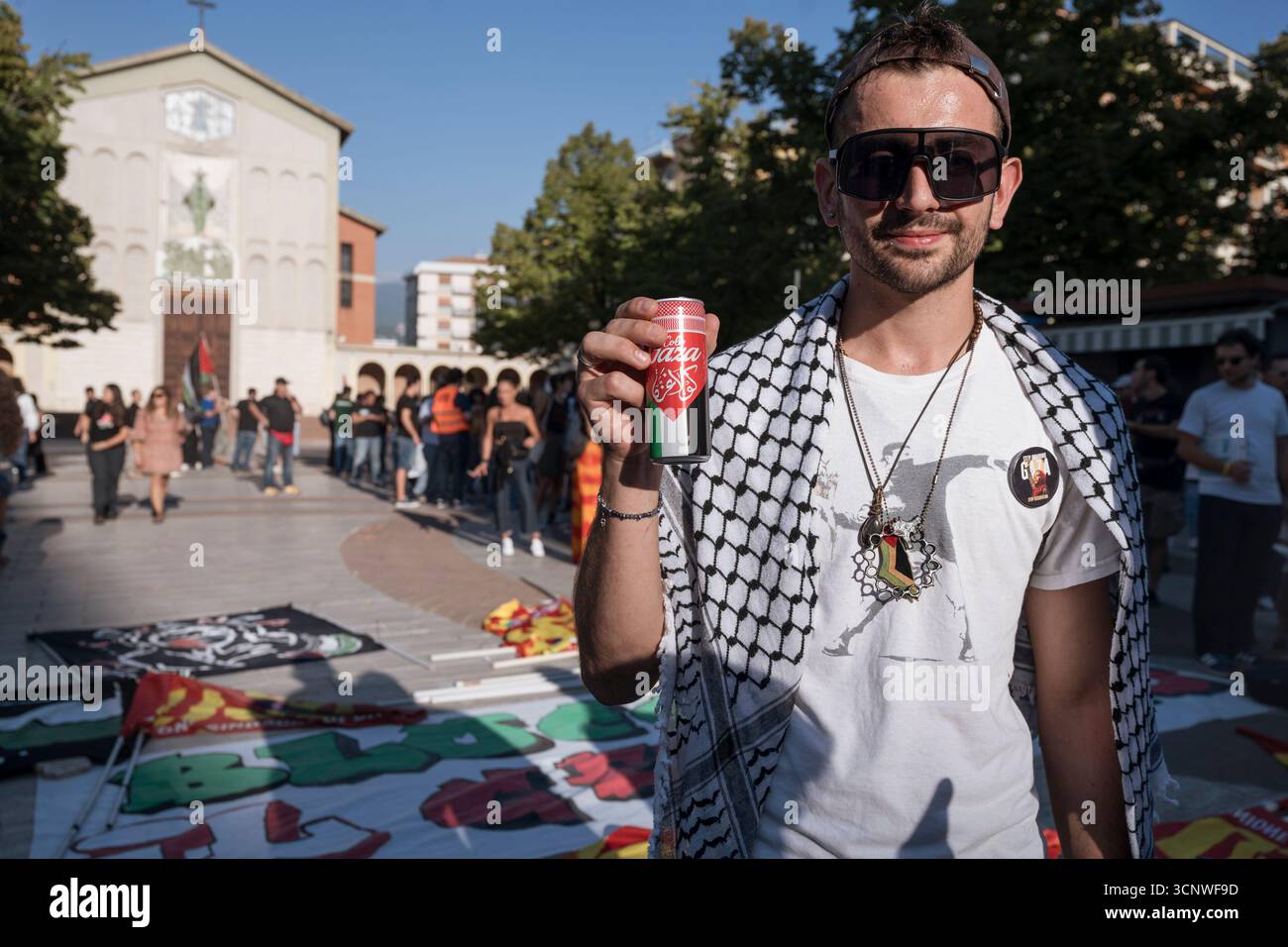 September 22, 2025, Cosenza, Cosenza, Italy: A boy seen holding a Gaza ...
