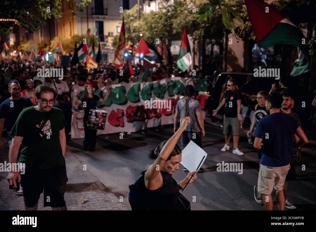 September 22, 2025, Cosenza, Cosenza, Italy: People seen marching at ...