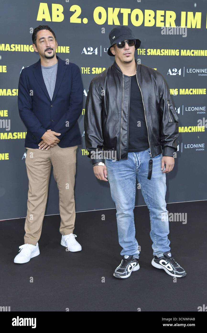 Eko Fresh und Farid Bang bei der Deutschlandpremiere von THE SMASHING ...