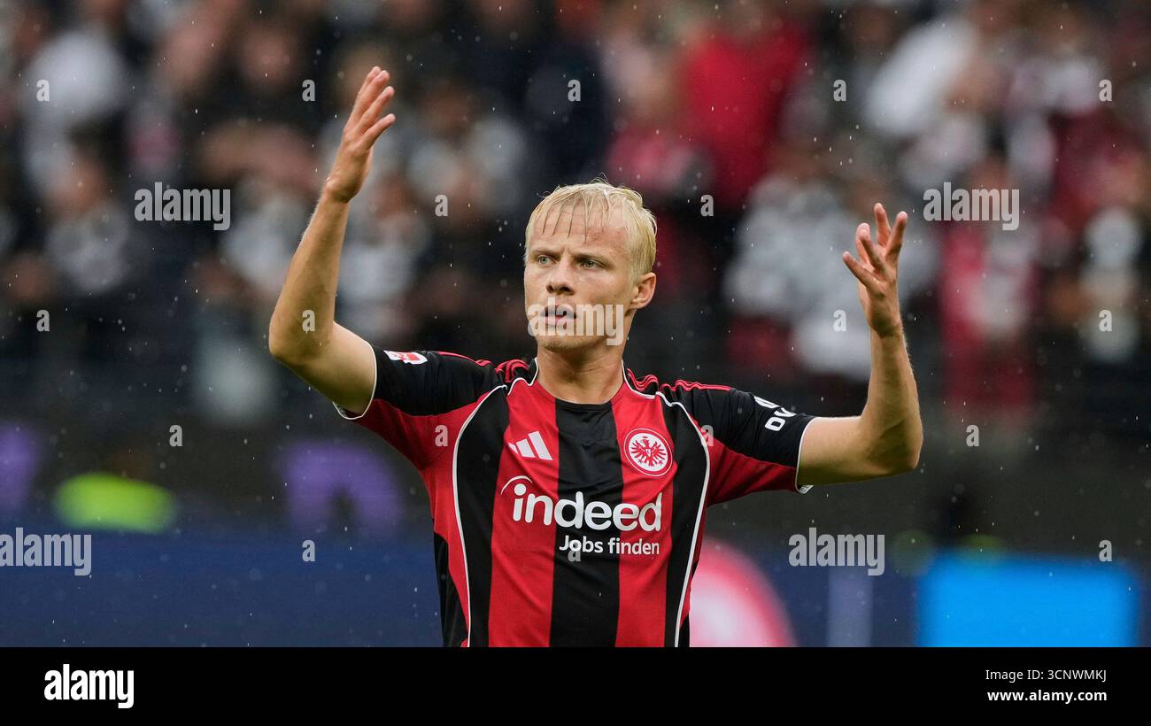 Frankfurt's Oscar Hojlund during a German Bundesliga match between ...