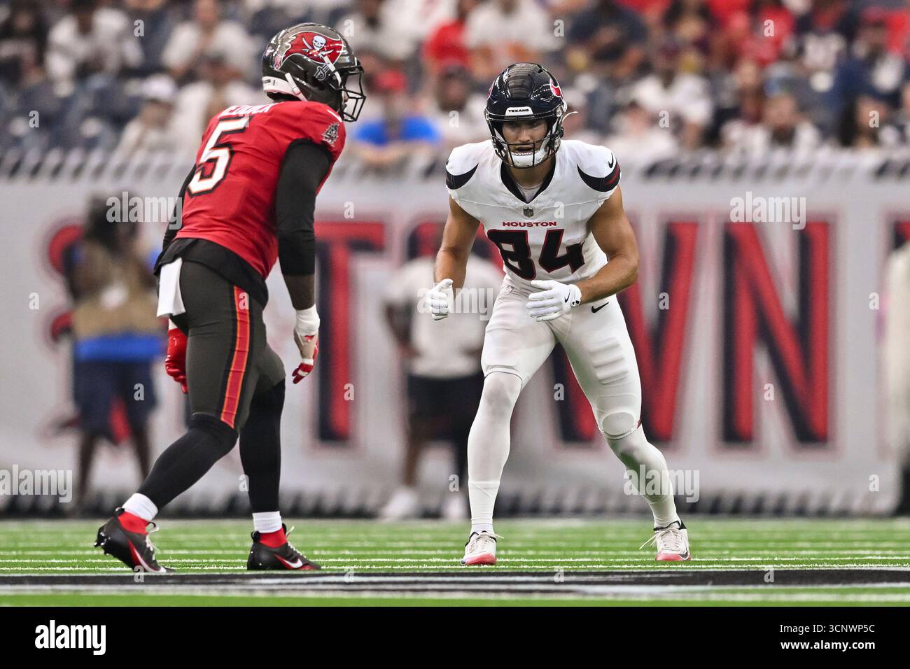 Houston Texans wide receiver Justin Watson (84) lines up during the ...