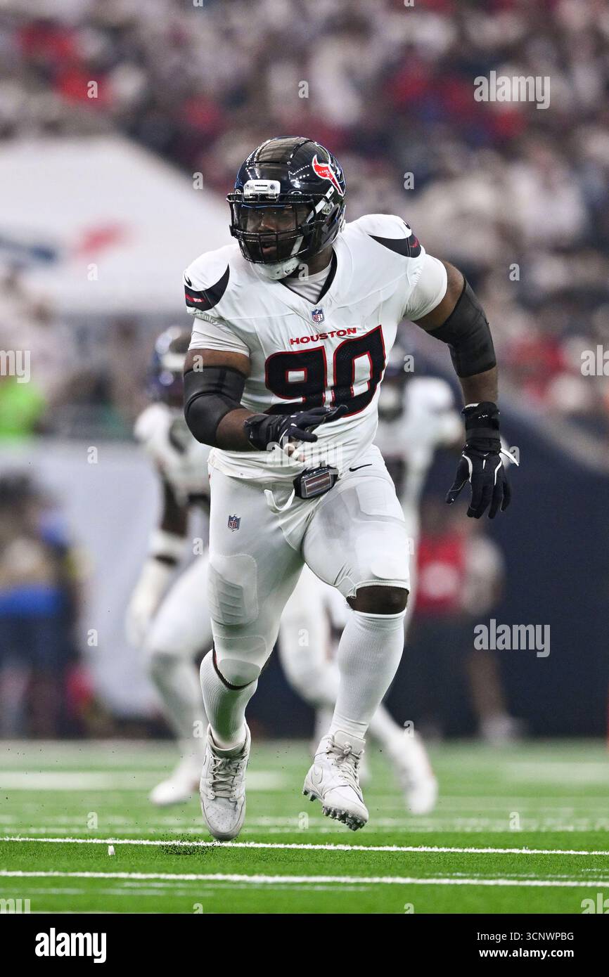 Houston Texans defensive tackle Sheldon Rankins (90) defends in ...