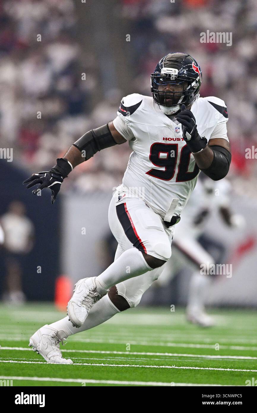 Houston Texans defensive tackle Sheldon Rankins (90) defends in ...