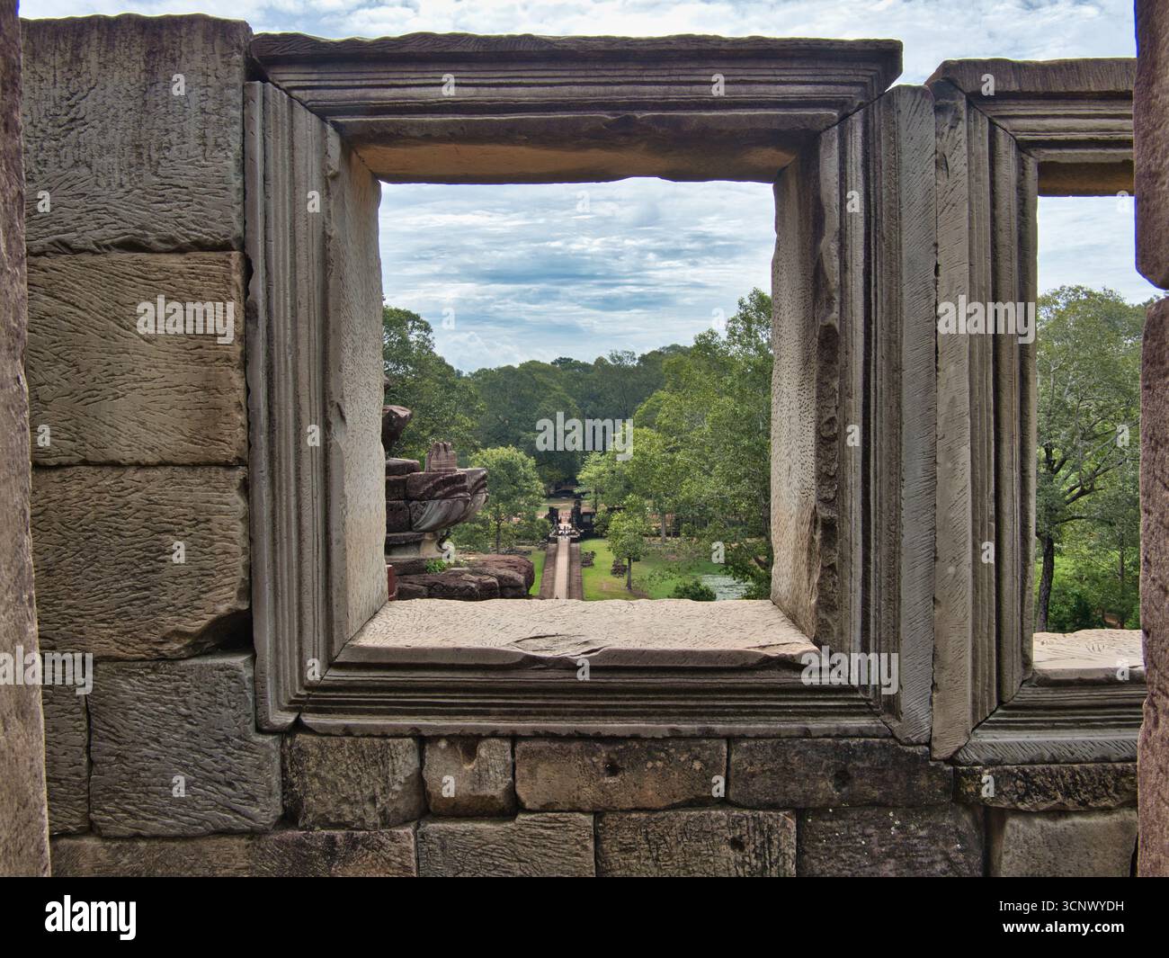 Ancient Stone Doorway - The entrance to an ancient Cambodian temple ...