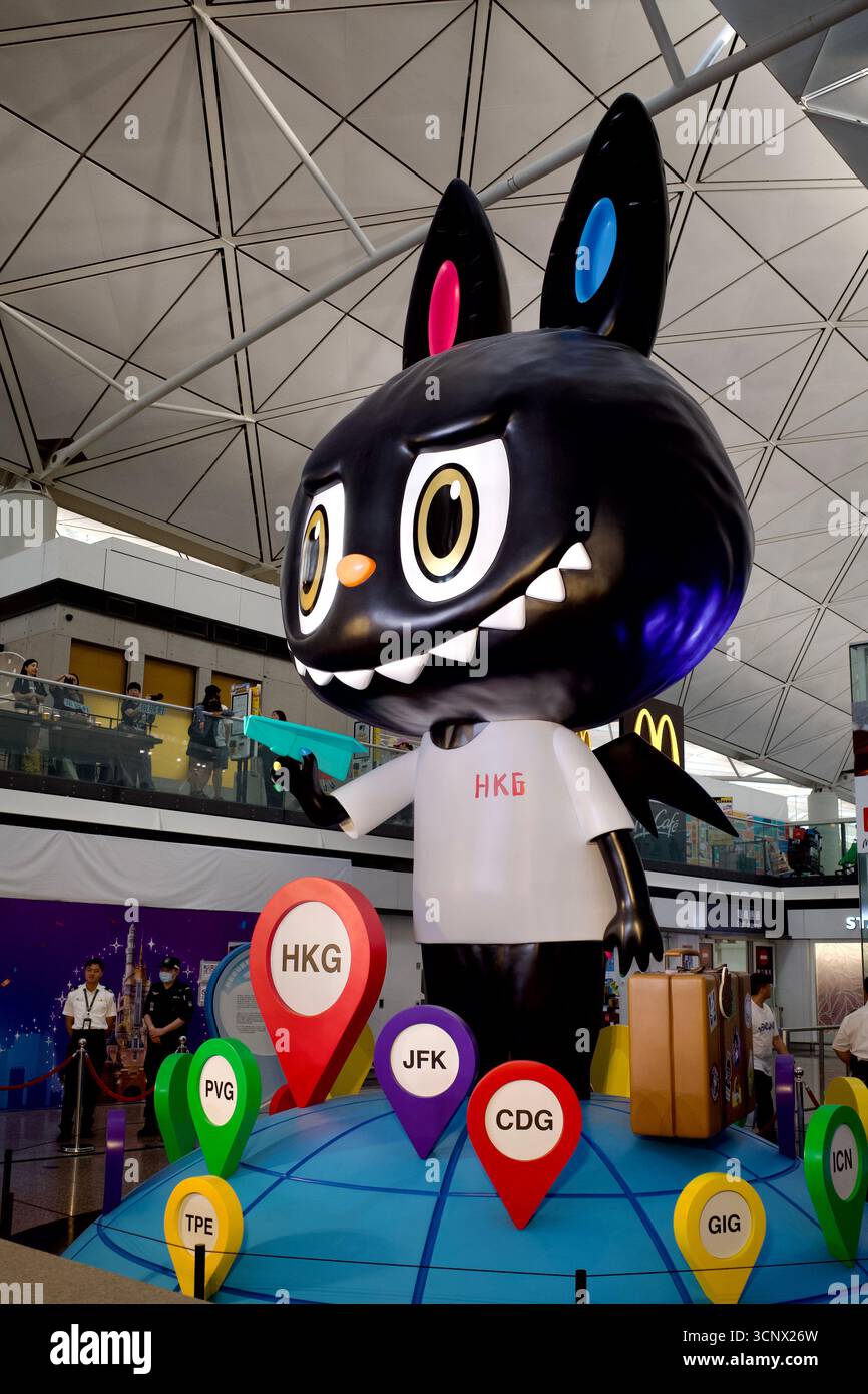 7 meter high labubu installation hi-res stock photography and images ...