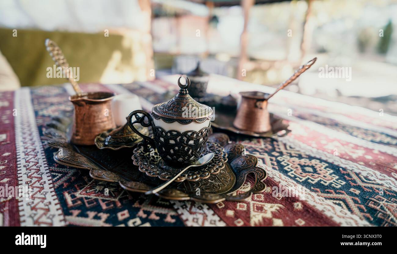 Vintage coffee designs hi-res stock photography and images - Alamy