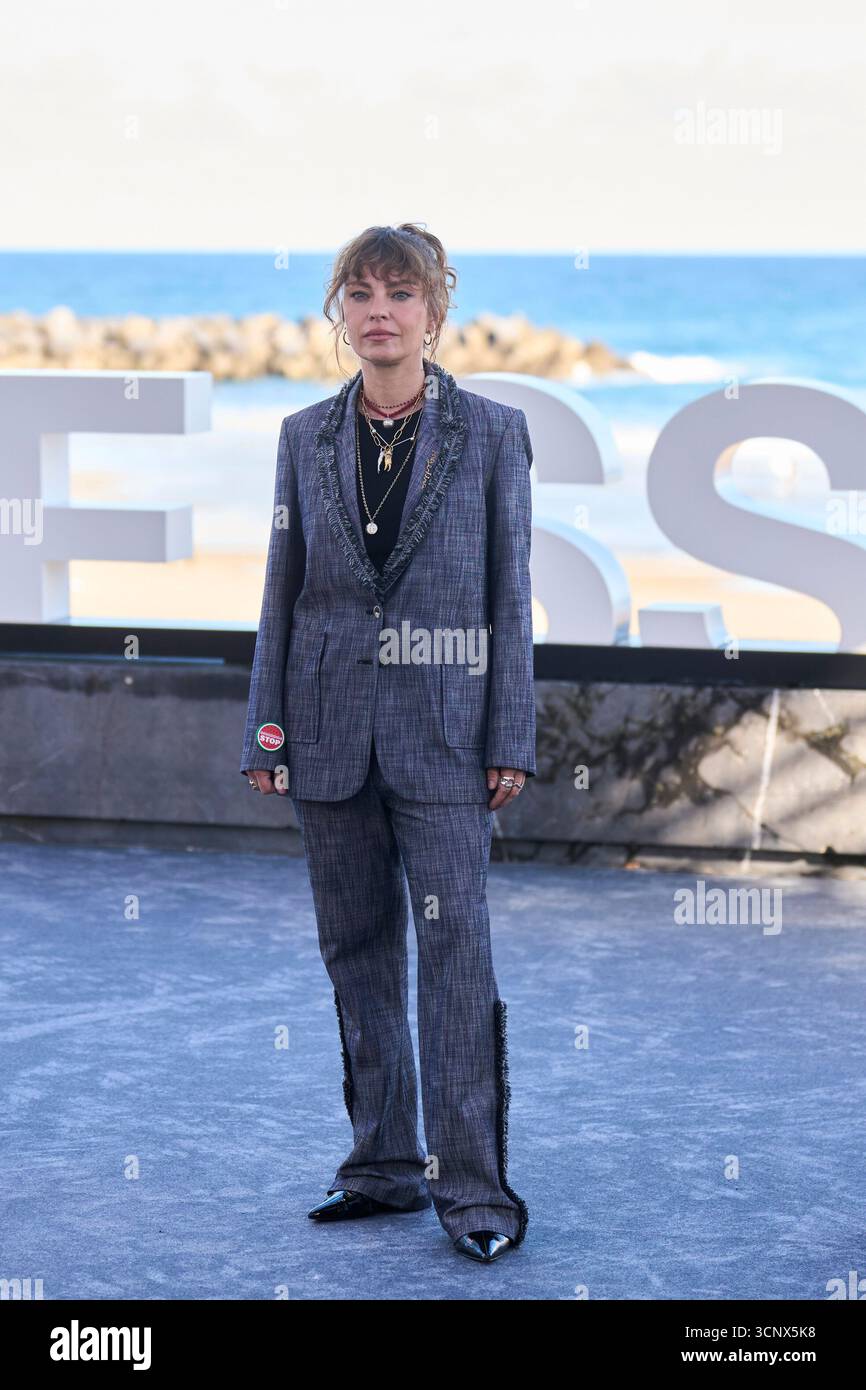 Dolores Fonzi attended 'Belen' Photocall during 73rd San Sebastian ...