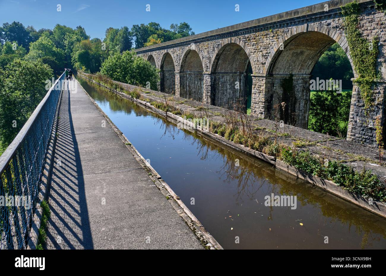 Chirk Aqueduct and Viaduct, crossing the River Ceriog, Chirk, Wrexham ...