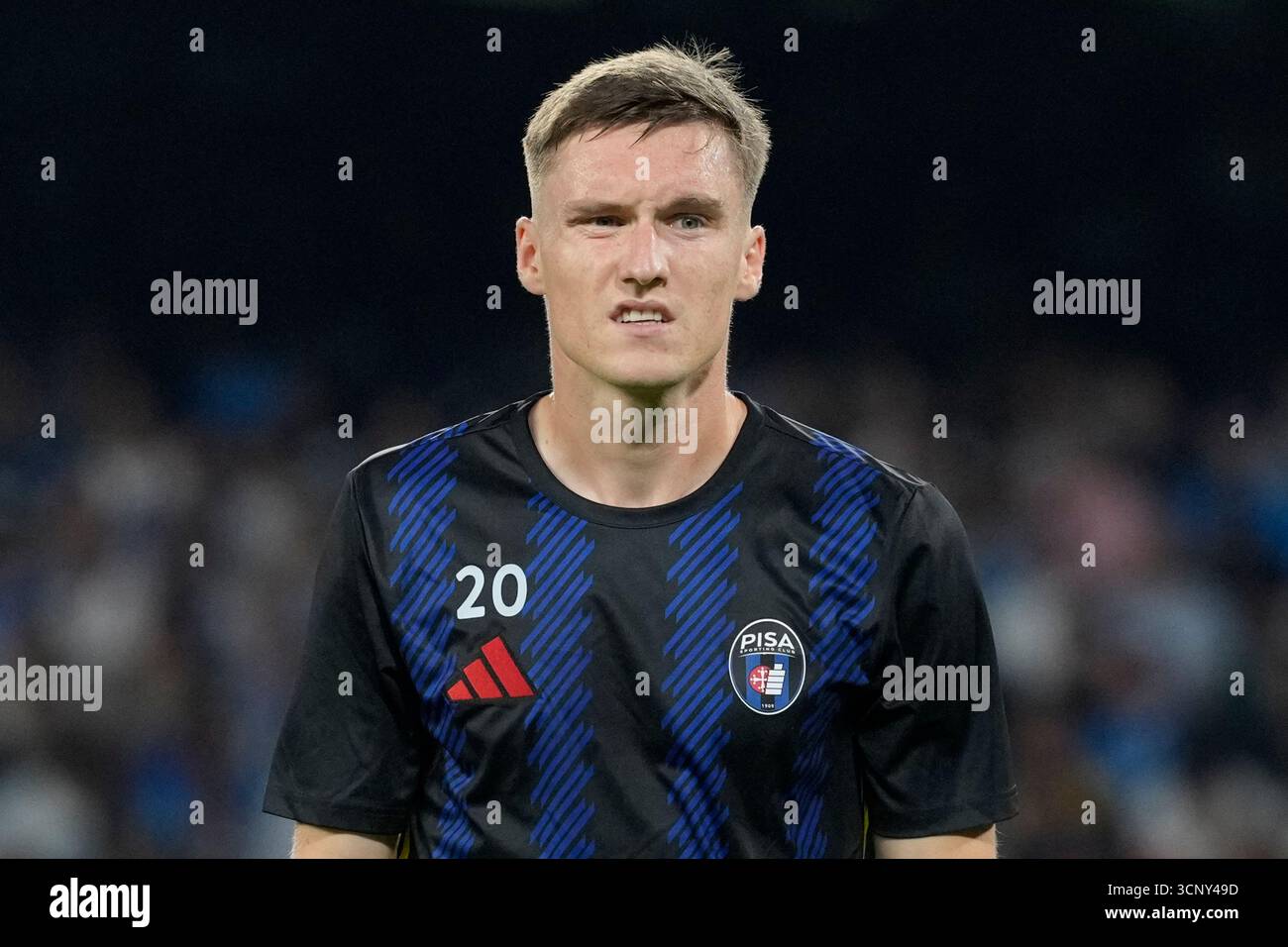 Naples, Italy. 22 Sep, 2025. Michel Aebischer of Pisa SC warms up ...