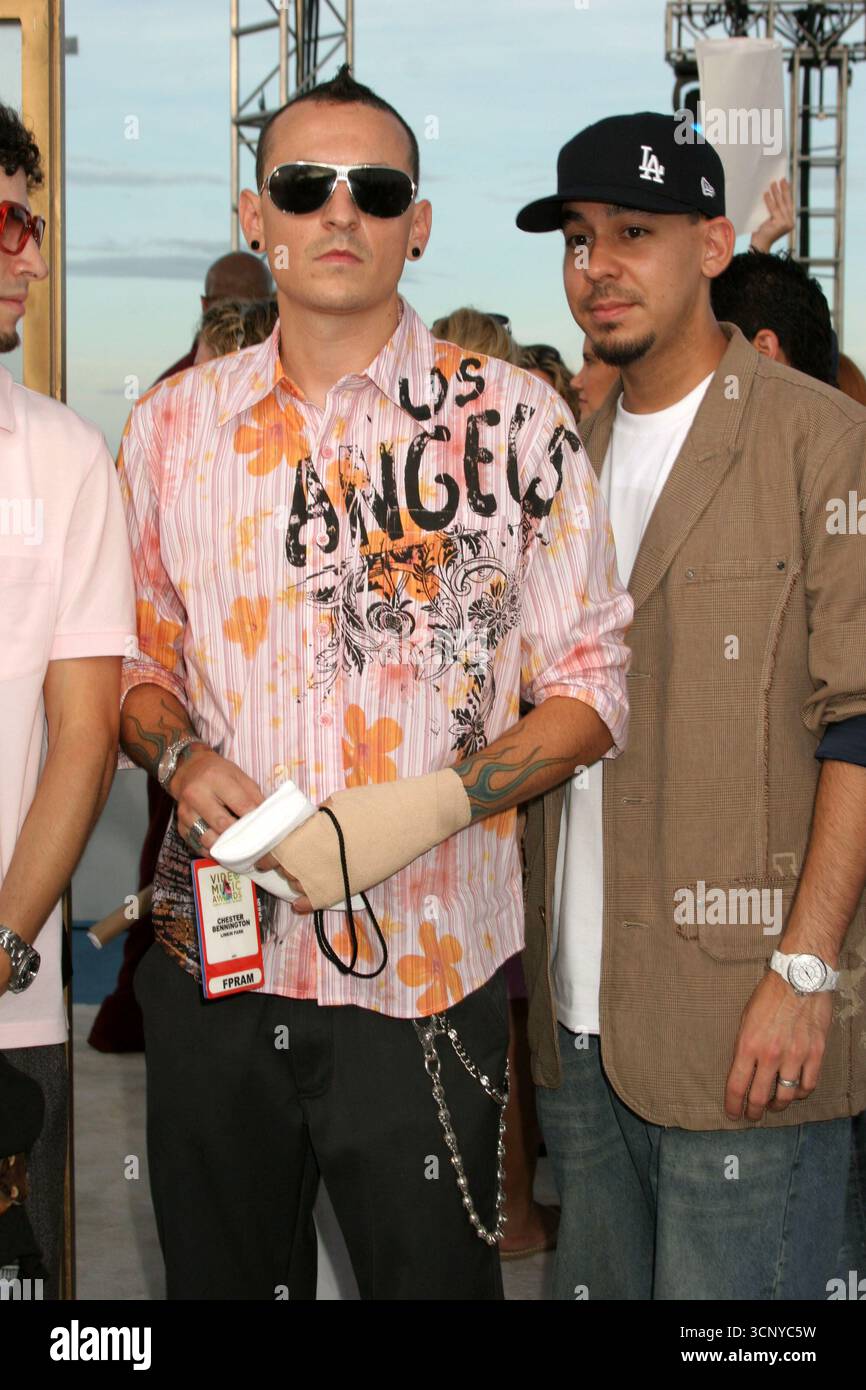 Linkin Park at the MTV Music Video Awards at American Airlines Arena ...