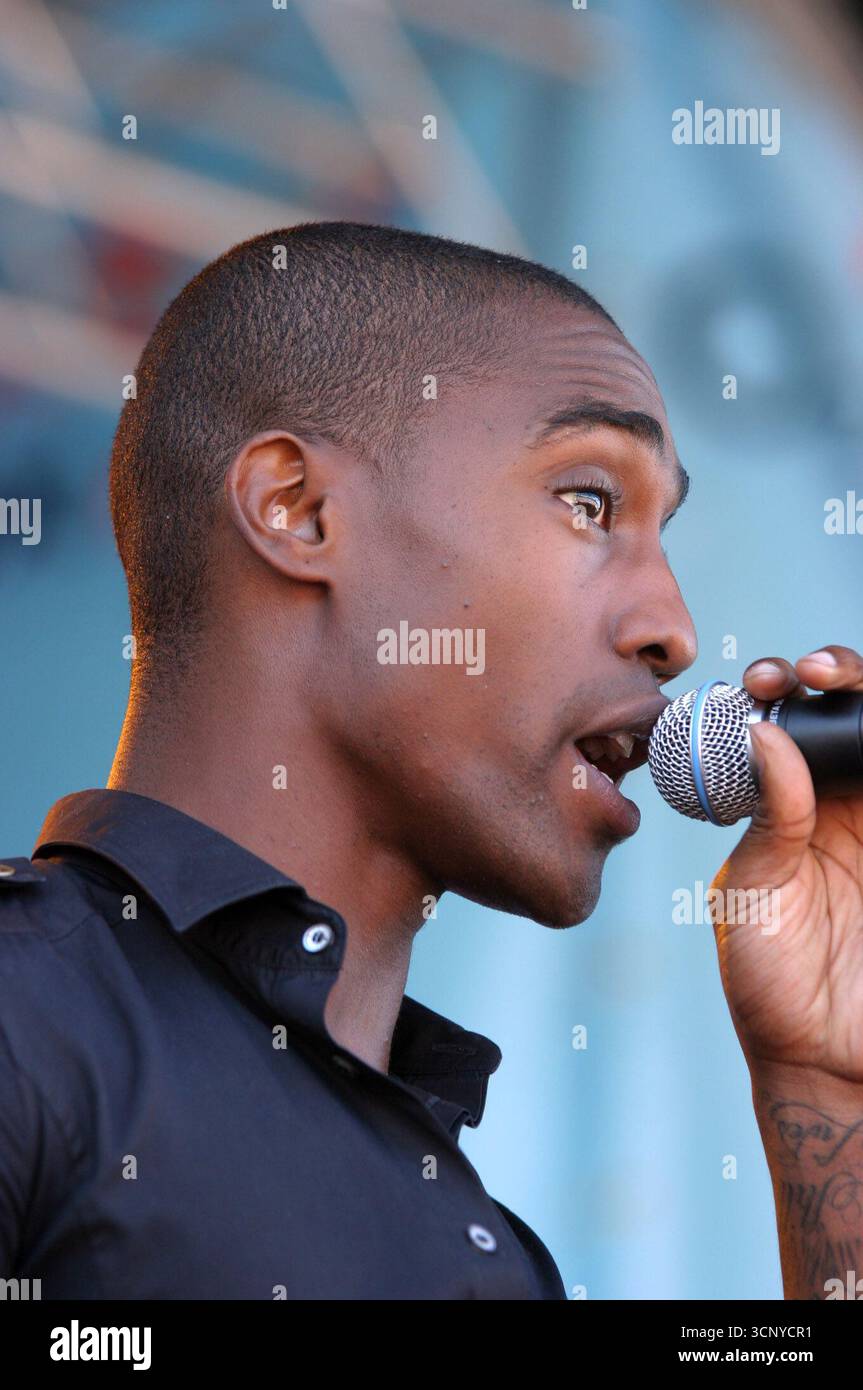 Simon Webbe at Party in The Park - South Park Oxford - 28 August 2005 ...