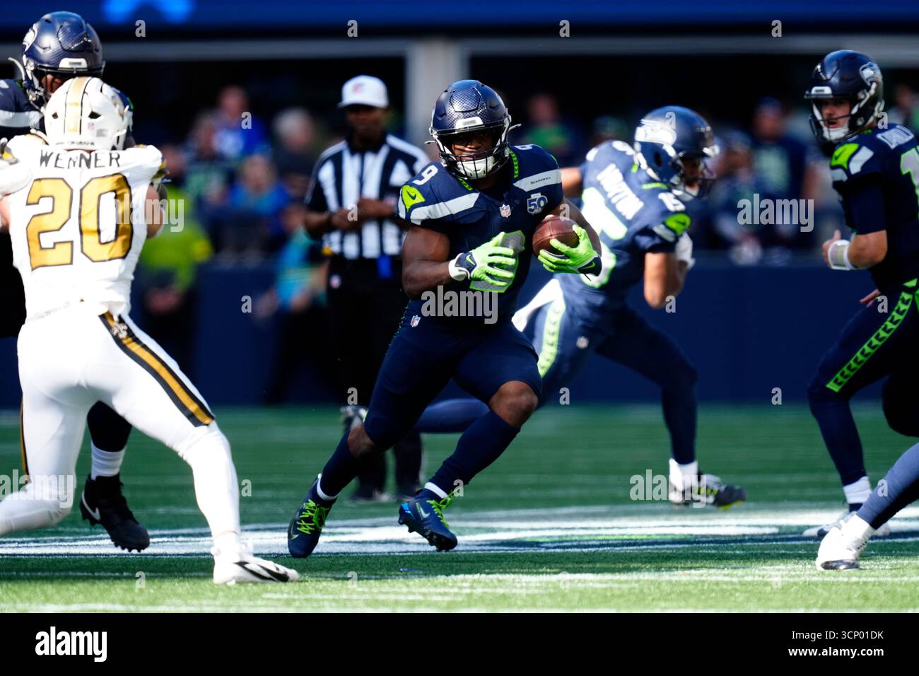 Seattle Seahawks running back Kenneth Walker III (9) runs with the ball ...
