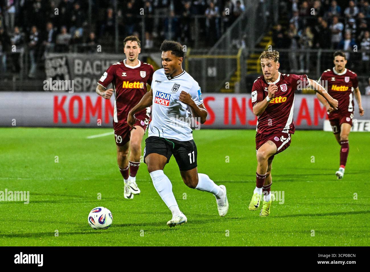 21.09.2025, Donaustadion, Ulm, GER, 3. Liga, SSV Ulm 1846 vs SSV Jahn ...