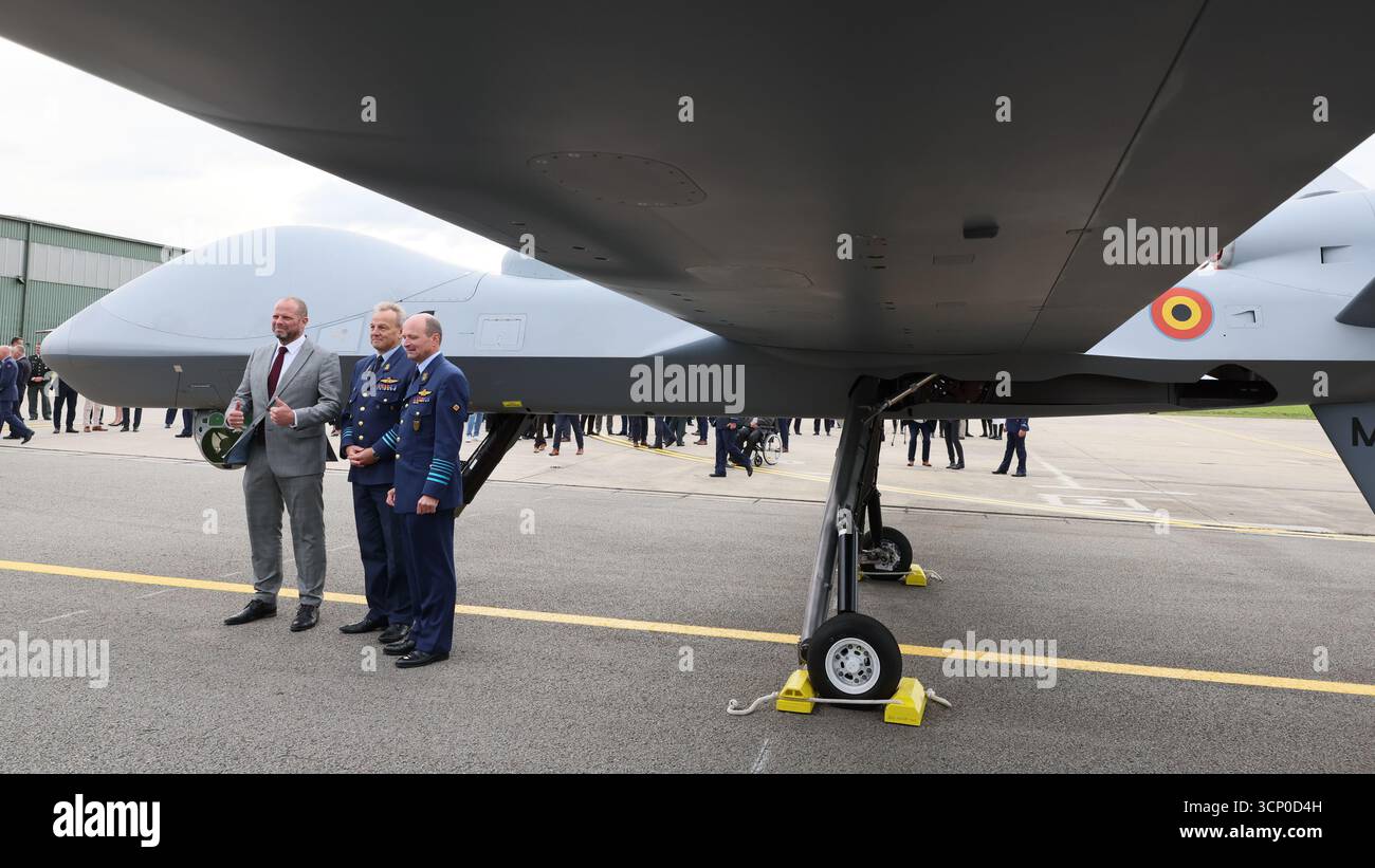 Minister of Defence and Foreign Trade Theo Francken, Belgian Air Force ...