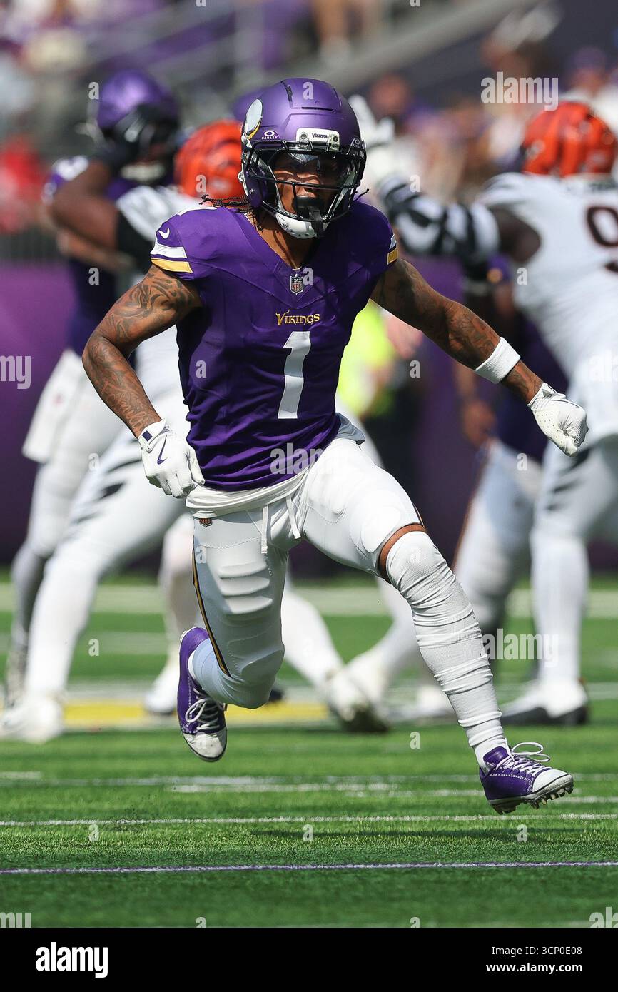 Minnesota Vikings wide receiver Jalen Nailor (1) runs a route against ...
