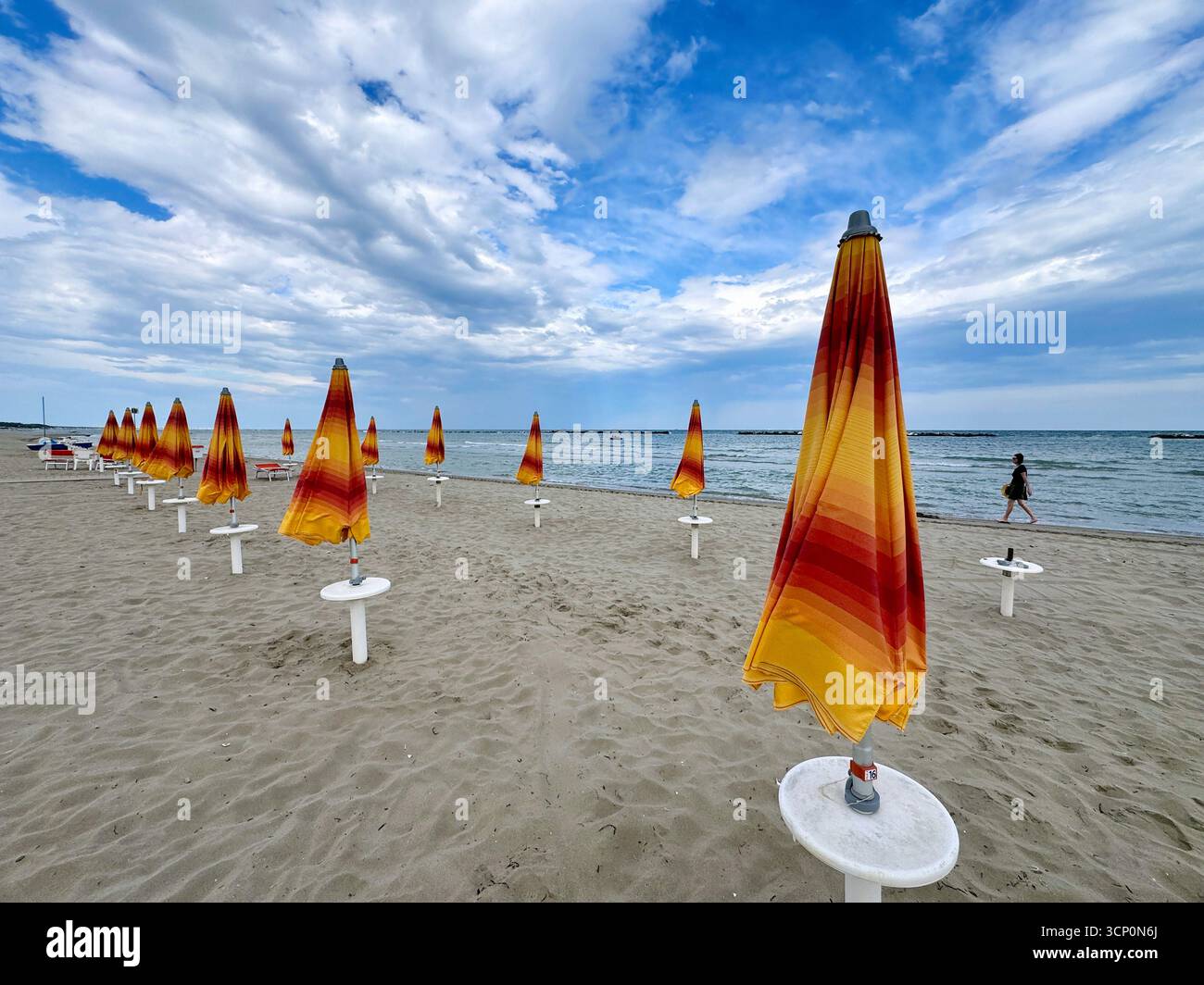 Travel warning for northern Italy, here an empty beach near Ravenna ...