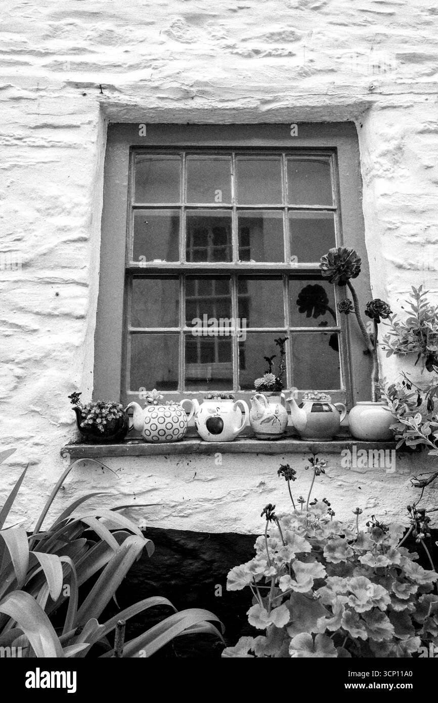 Washed stone Black and White Stock Photos & Images - Alamy