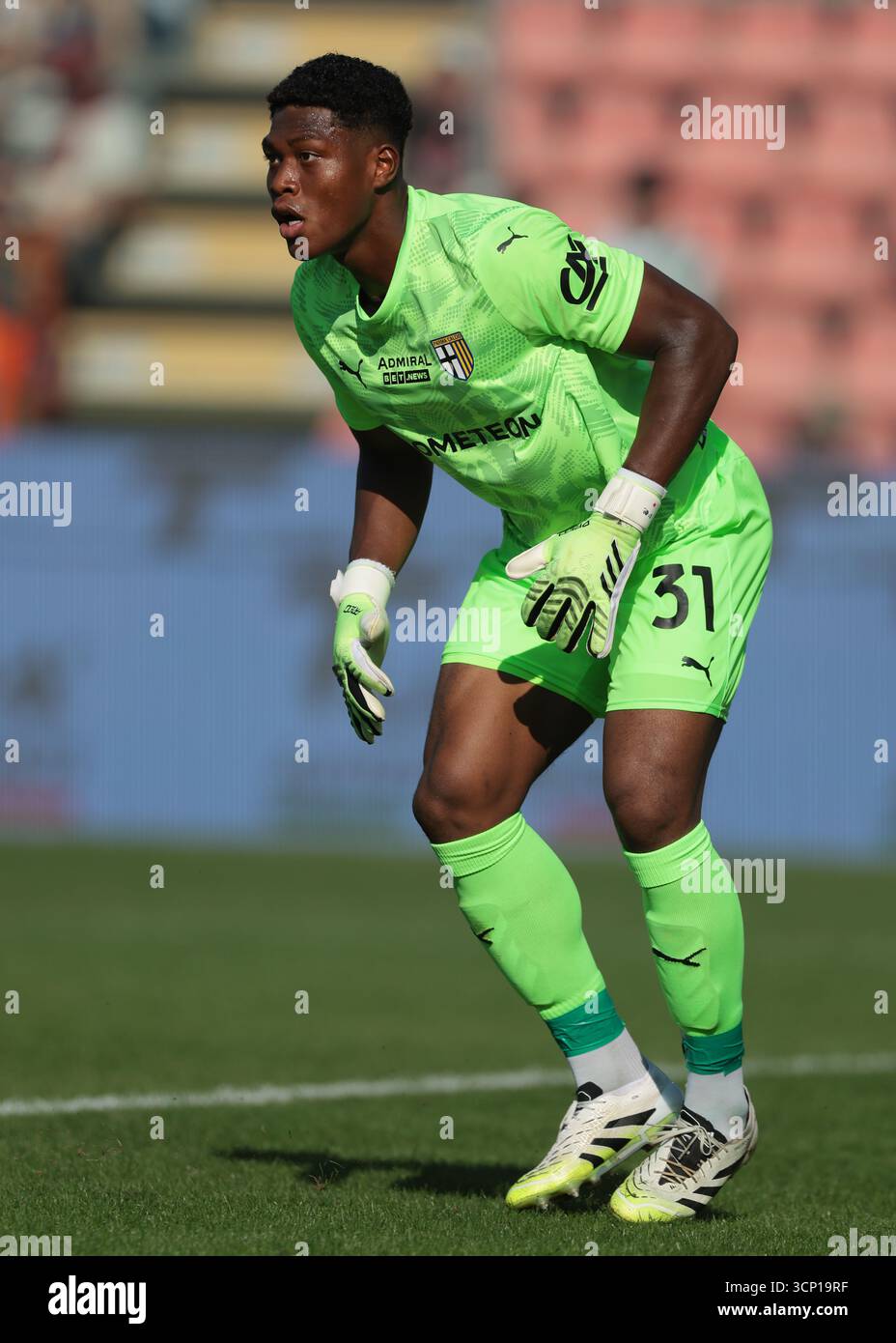 Cremona, Italy, 21st September 2025. Zion Suzuki of Parma Calcio during ...