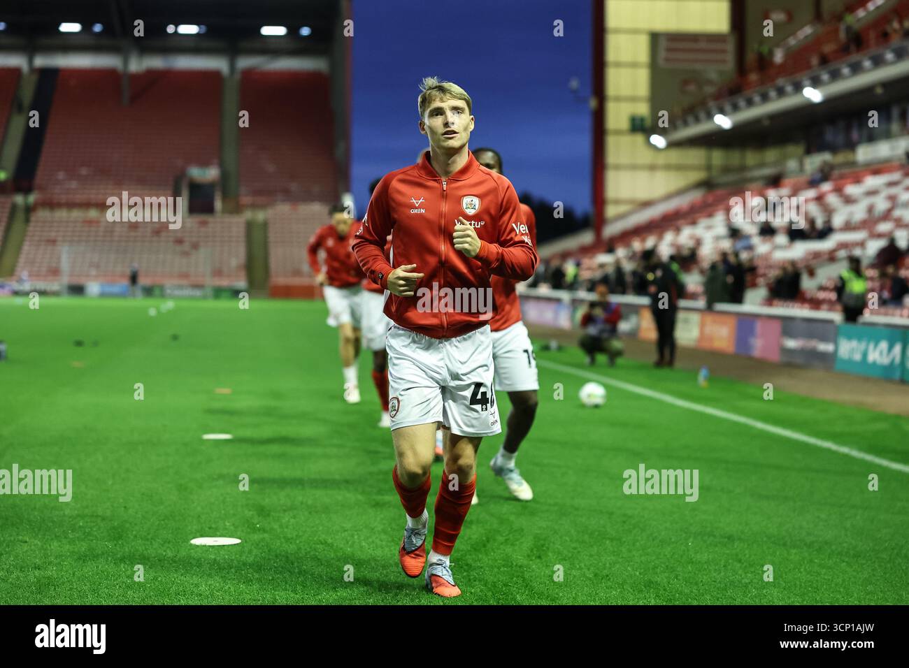 Luca Connell of Barnsley in the pregame warmup session during the ...