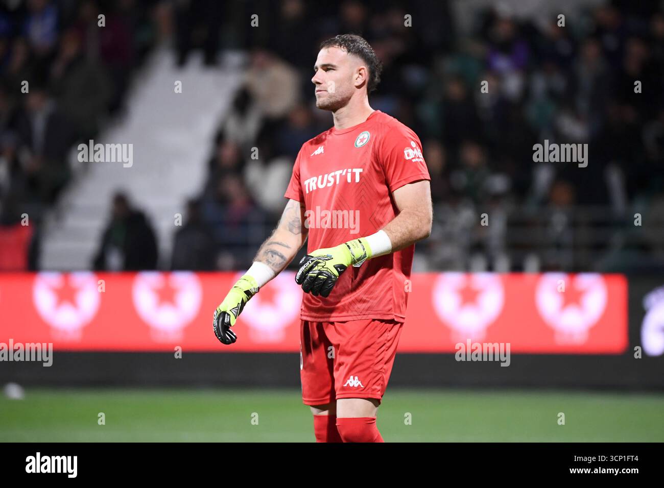 16 Gaetan POUSSIN (red) during the Ligue 2 BKT match between Red Star ...