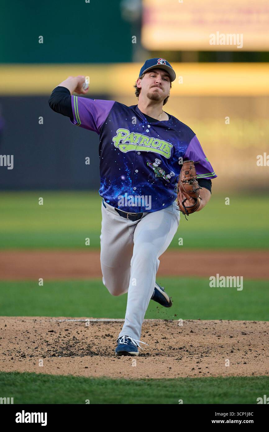 Somerset Patriots pitcher Ben Hess (26) during an MiLB Eastern League ...