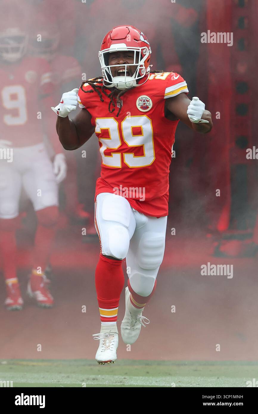 September 14, 2025: Kansas City Chiefs running back Kareem Hunt (29) is ...