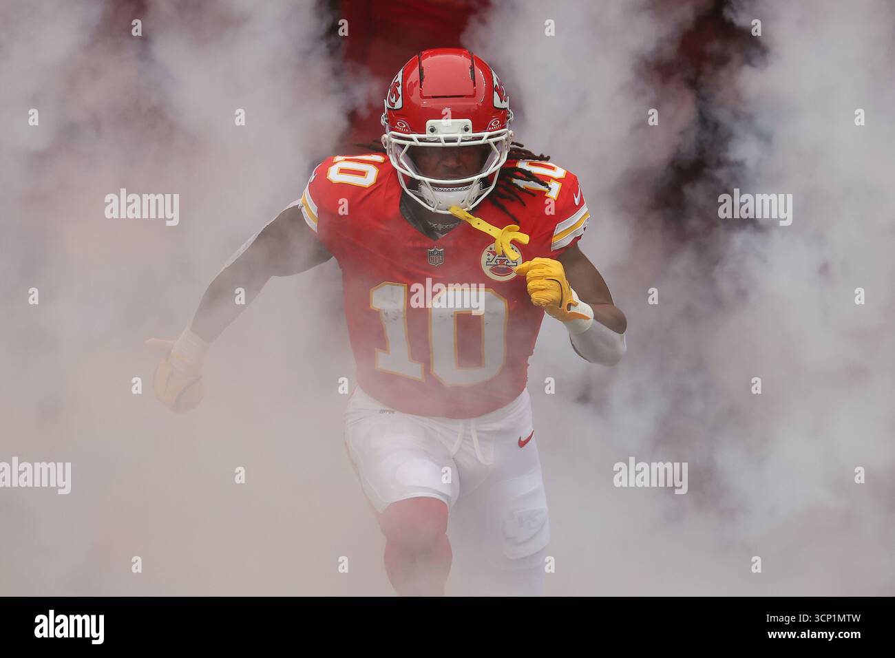 September 14, 2025: Kansas City Chiefs running back Isiah Pacheco (10 ...