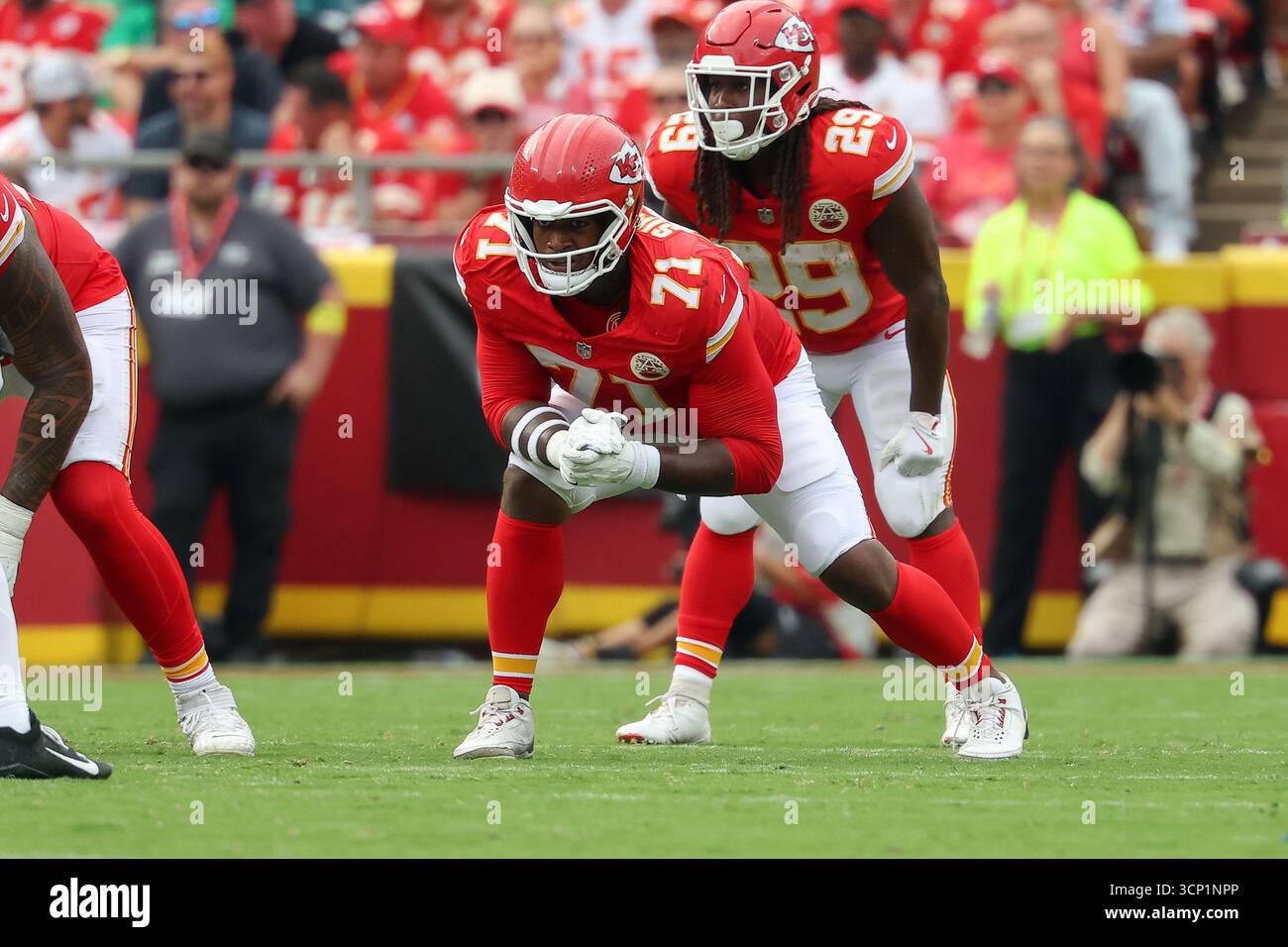 September 14, 2025: Kansas City Chiefs offensive tackle Josh Simmons ...