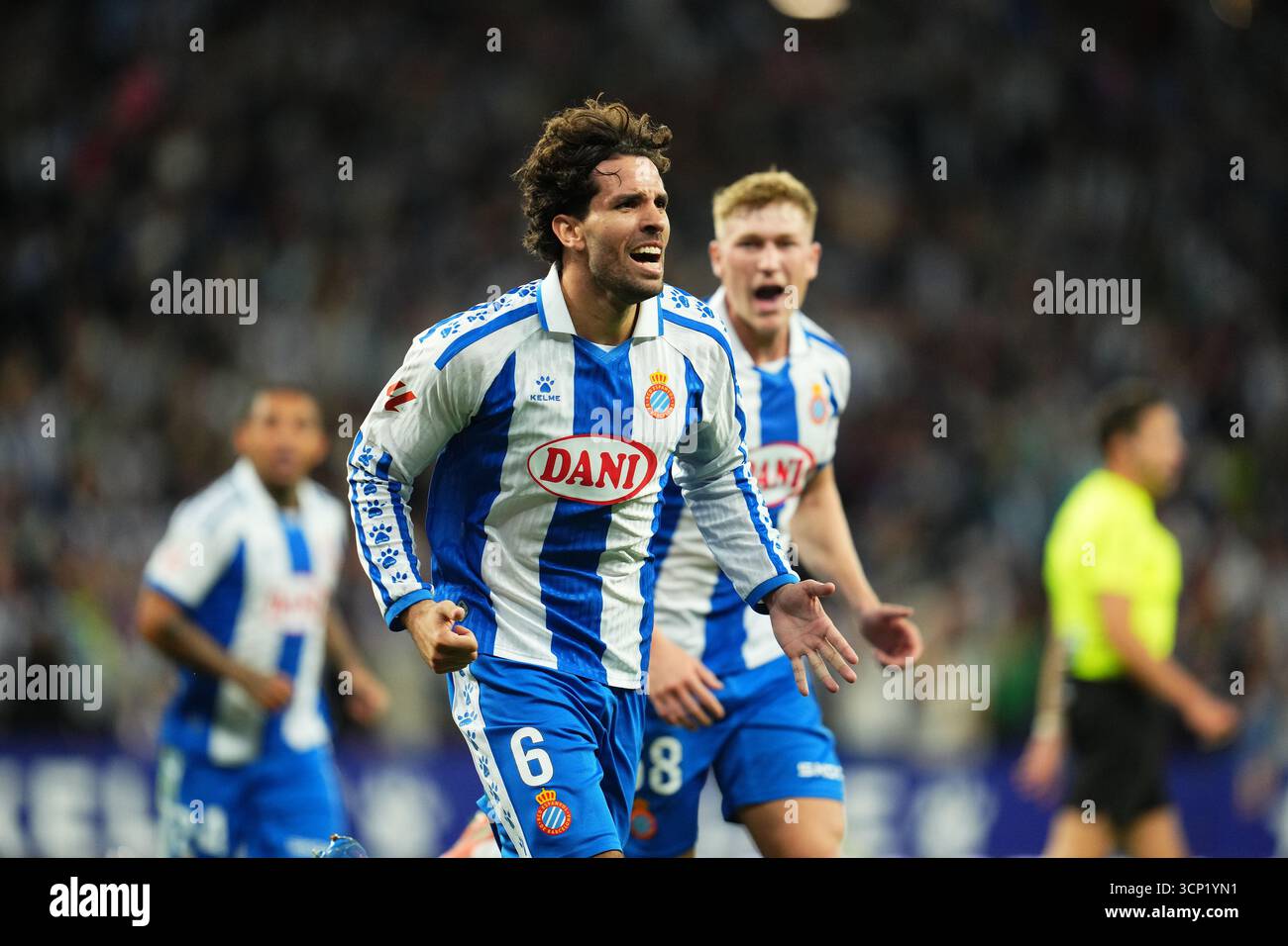 Leandro Cabrera of RCD Espanyol celebrates after scoring the 1-1 during ...
