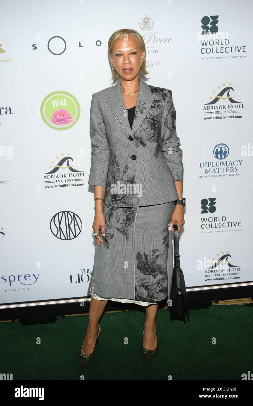 Tonya Lewis Lee attends Fashion 4 Development's 13th Annual First ...