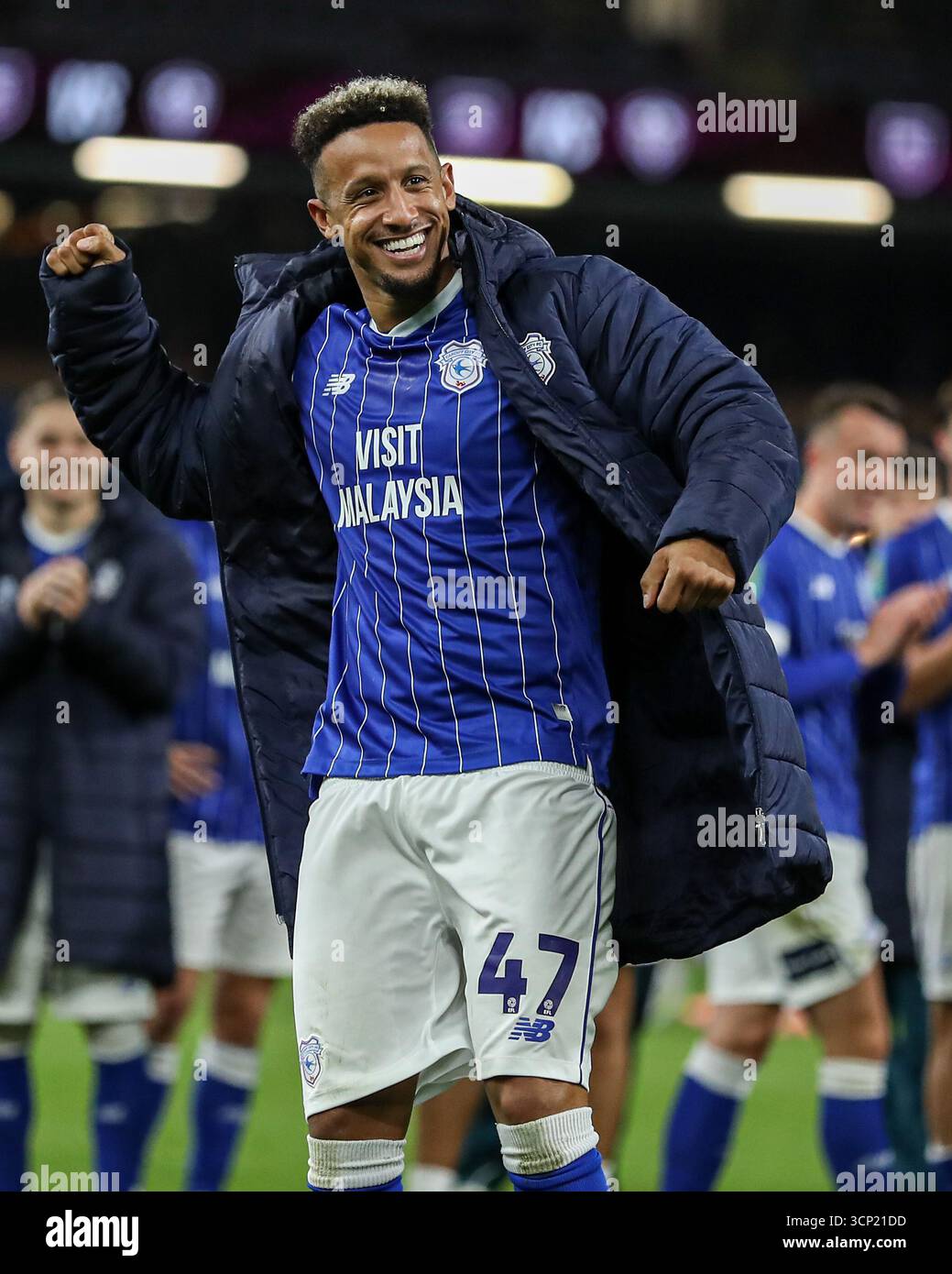 Callum Robinson of Cardiff City celebrates 1-2 win after the Carabao ...