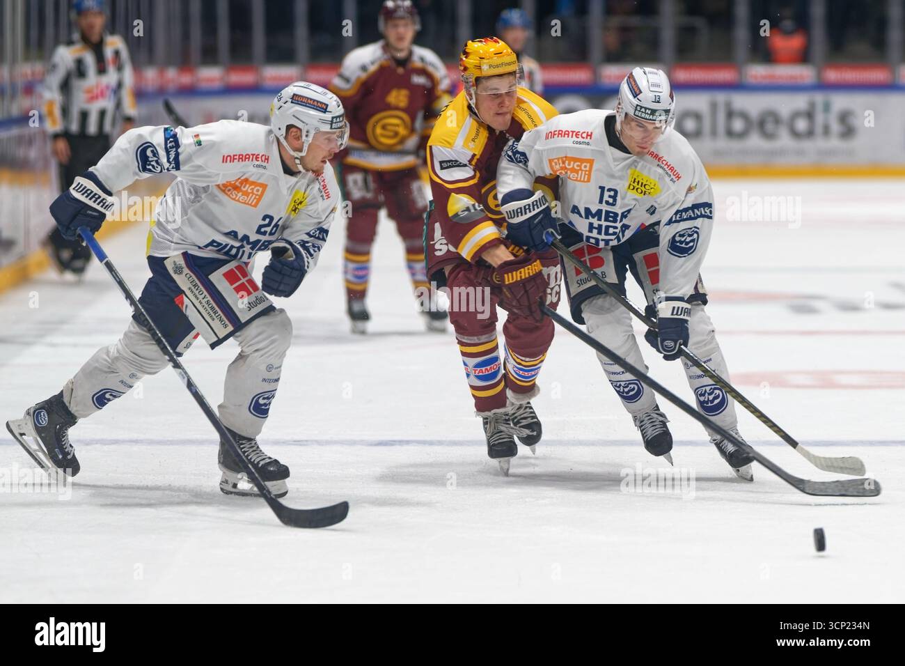 Jesse Puljujarvi (9 Geneve-Servette HC) Manix Landry (13 HC Ambri ...