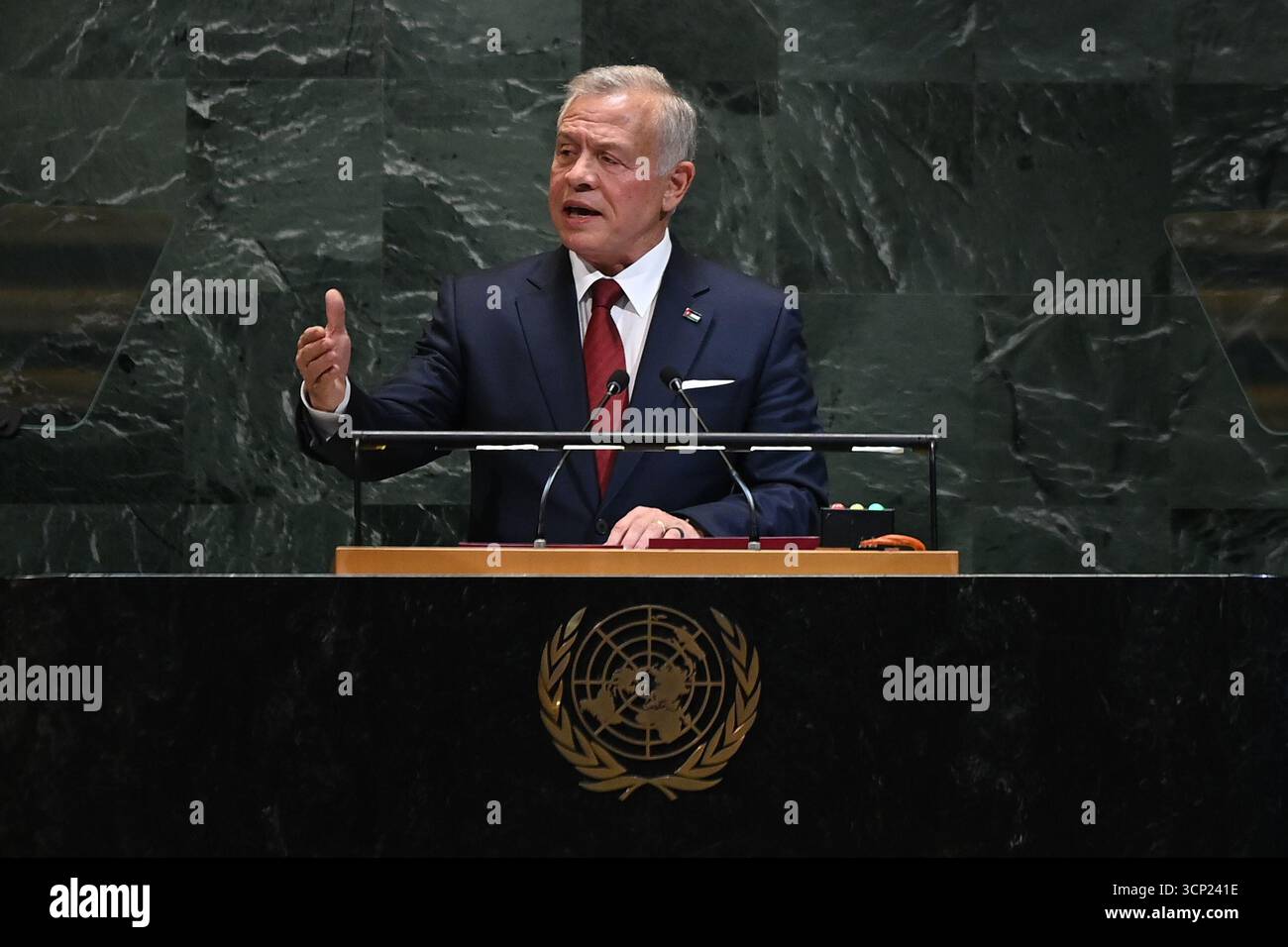 (250923) -- UNITED NATIONS, Sept. 23, 2025 (Xinhua) -- King Abdullah II ...