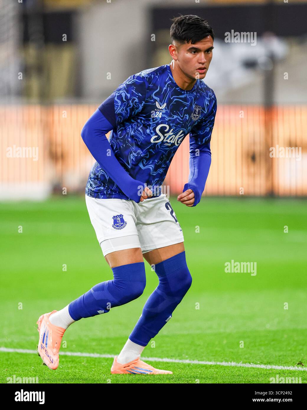 24, Carlos Alcaraz of Everton at warm up during the Carabao Cup Third ...