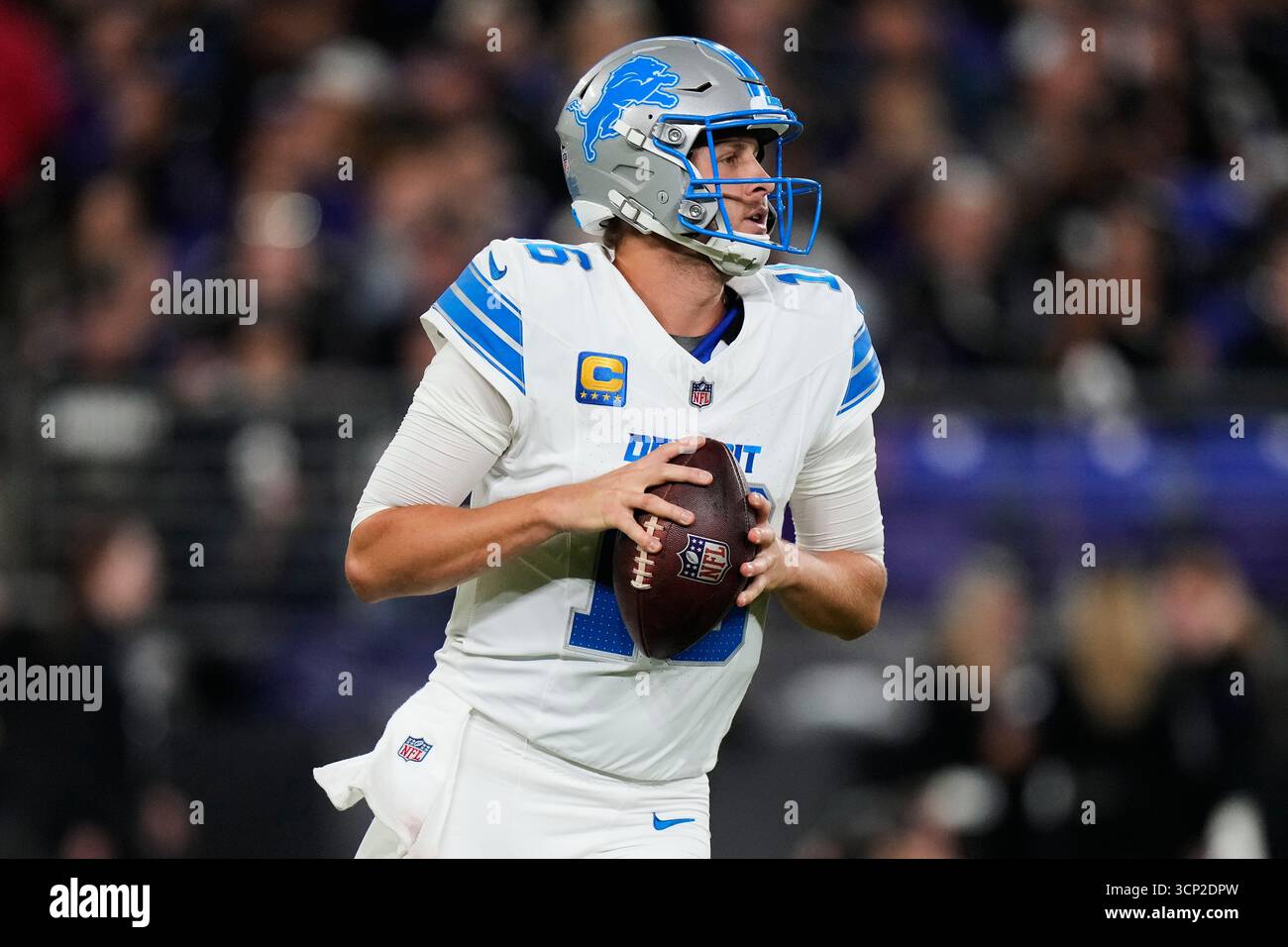 Detroit Lions quarterback Jared Goff looks to throw against the ...