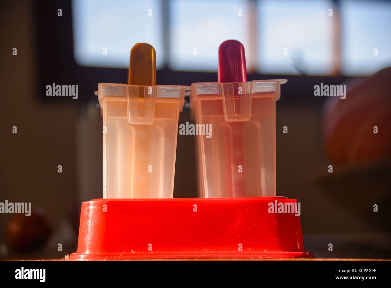 Popsicles in the freezer hi-res stock photography and images - Alamy
