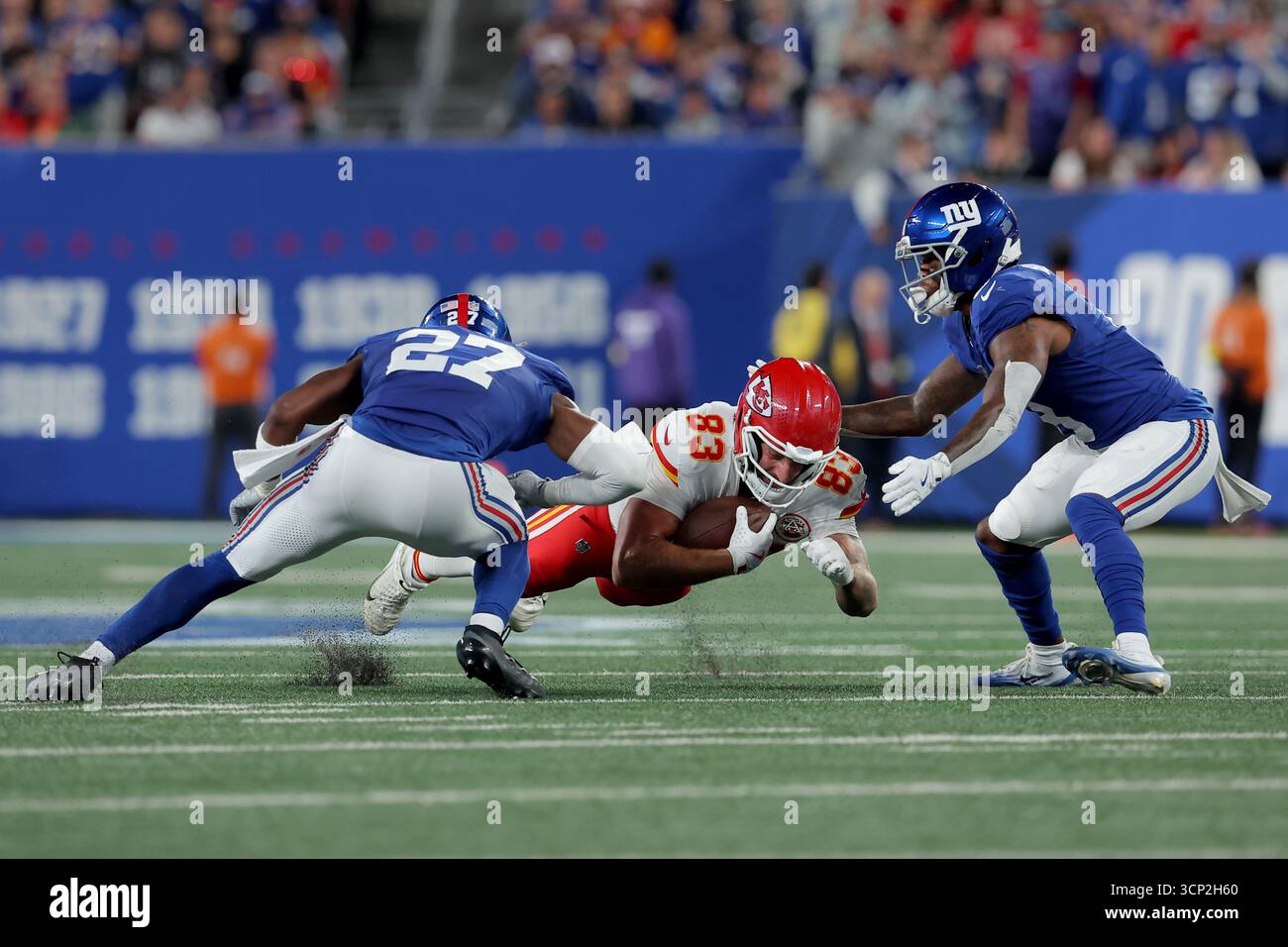 Kansas City Chiefs tight end Noah Gray (83) in action against New York ...